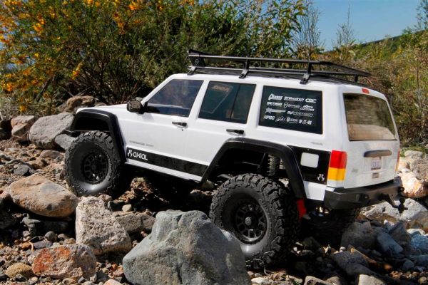 Jeep® Cherokee 2000 SCX10 II™ 1/10th Scale Electric 4WD Kit – scaleRCBuzz